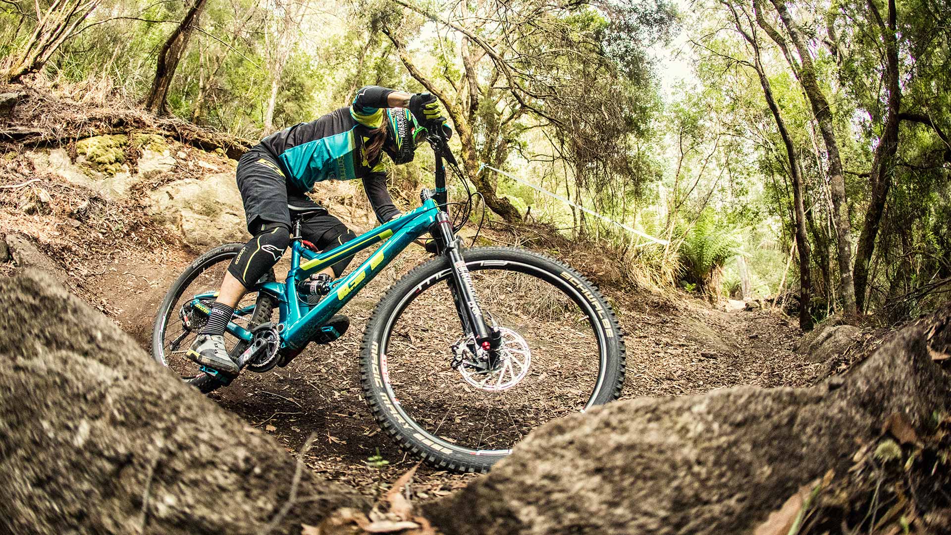 Enduro GT Bicycles :: rowery i akcesoria
